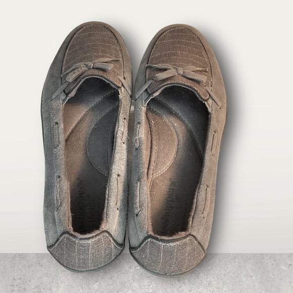 Grasshoppers | Shoes | Grasshoppers Ortholite Gray Suede Loafers Womens ...